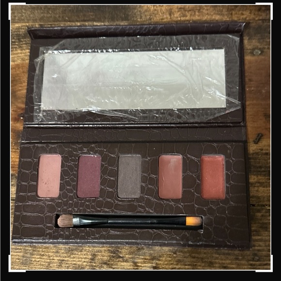 beauticontrol | Makeup | New Beauticontrol Paris Collection Eye ...